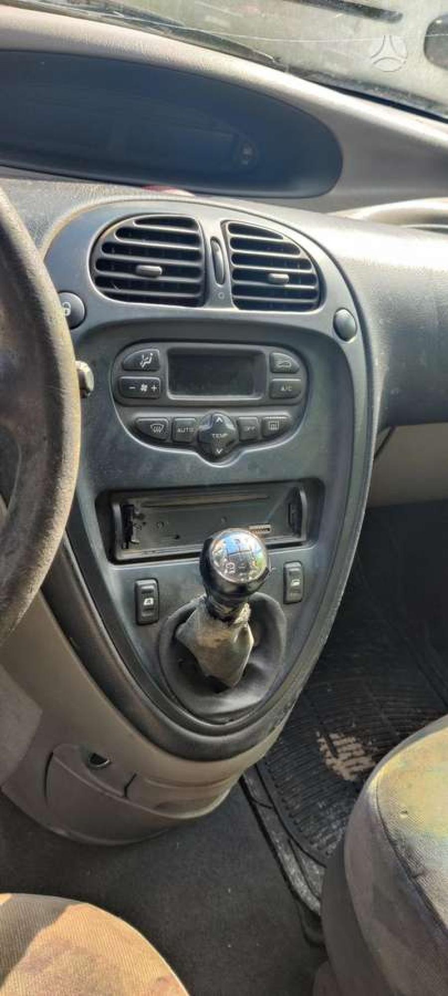 Grey Citroen xsara-picasso 2000 in Vilnius, with an engine capacity of 2.00 L and mileage of 395 thousand km for 600 €, photo 17 on AUTOMOTO.COM.LV