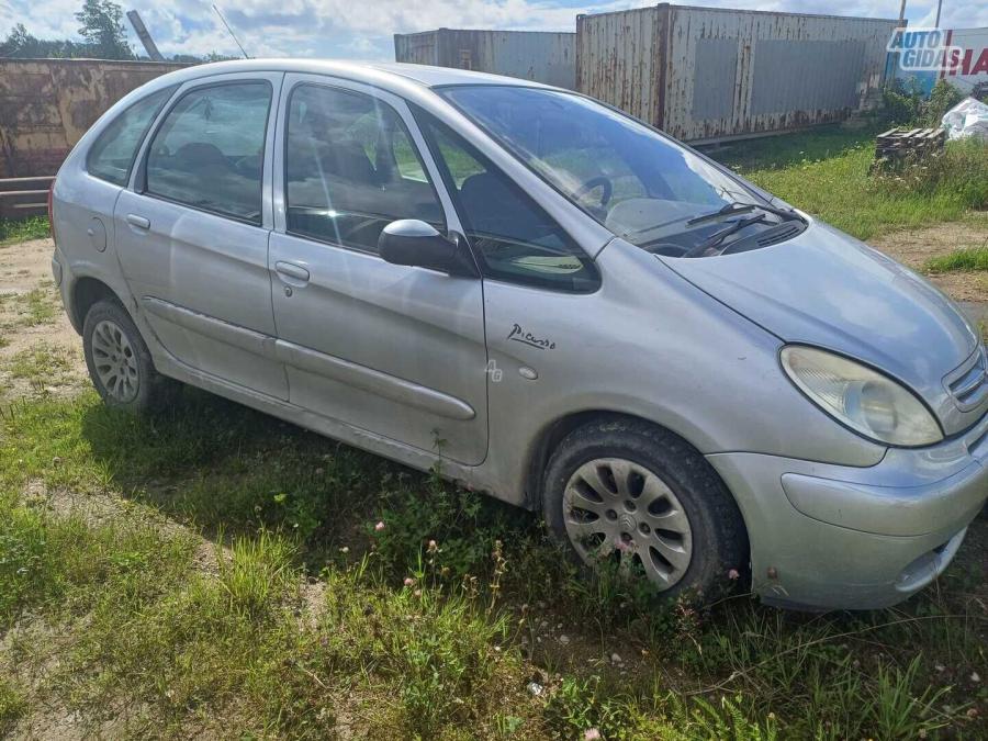 Pelēks Citroen xsara-picasso 2004 Klaipėda, ar dzinēja tilpumu 1.60 L un nobraukumu 30 tūkst. km par 800 €, foto 4 vietnē AUTOMOTO.COM.LV