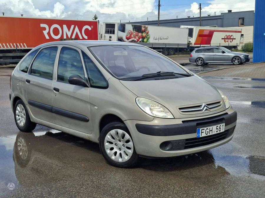 Pelēks Citroen xsara-picasso 2004 Plungė, ar dzinēja tilpumu 1.56 L un nobraukumu 312 tūkst. km par 750 €, foto 7 vietnē AUTOMOTO.COM.LV