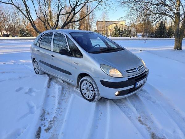 Pelēks Citroen xsara-picasso 2005 Radviliškis, ar dzinēja tilpumu 1.80 L un nobraukumu 141 tūkst. km par 945 €, foto 1 vietnē AUTOMOTO.COM.LV
