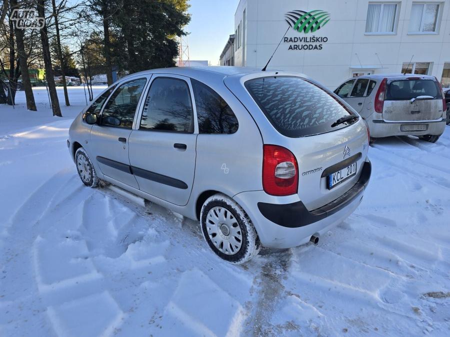 Pelēks Citroen xsara-picasso 2005 Radviliškis, ar dzinēja tilpumu 1.80 L un nobraukumu 141 tūkst. km par 945 €, foto 3 vietnē AUTOMOTO.COM.LV