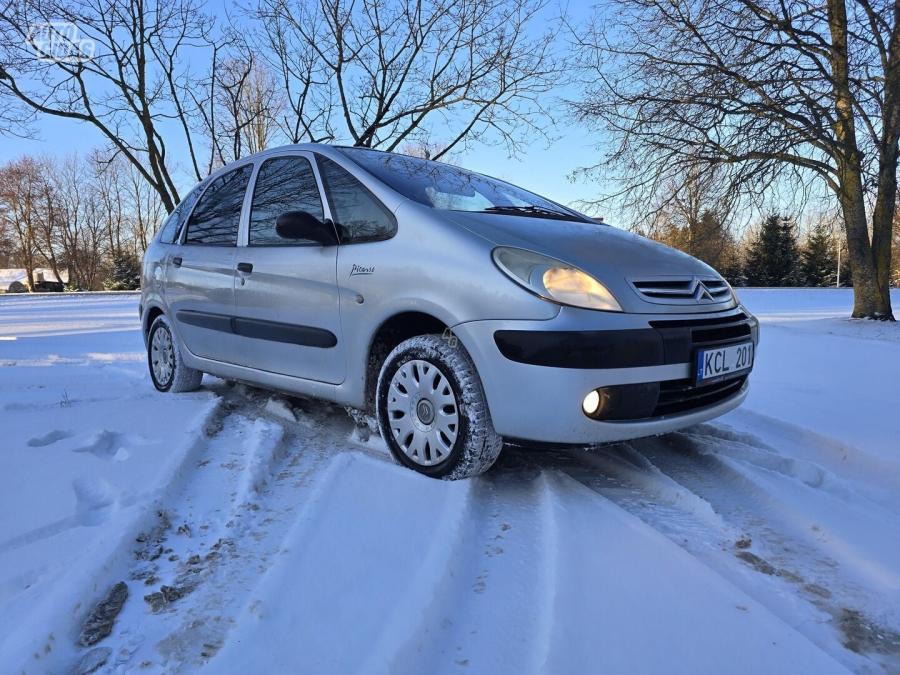 Pelēks Citroen xsara-picasso 2005 Radviliškis, ar dzinēja tilpumu 1.80 L un nobraukumu 141 tūkst. km par 945 €, foto 6 vietnē AUTOMOTO.COM.LV