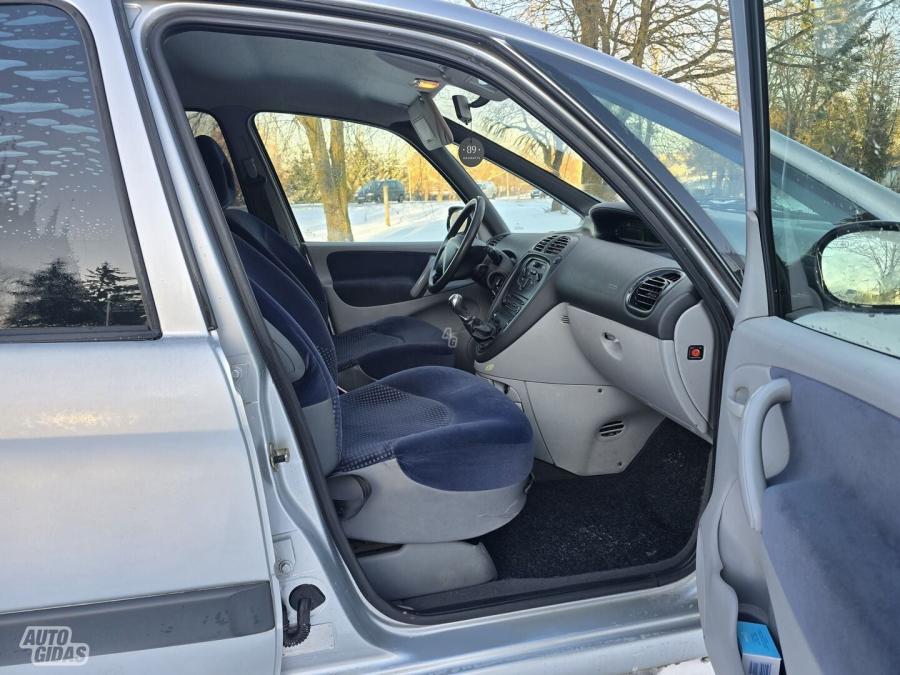 Pelēks Citroen xsara-picasso 2005 Radviliškis, ar dzinēja tilpumu 1.80 L un nobraukumu 141 tūkst. km par 945 €, foto 14 vietnē AUTOMOTO.COM.LV