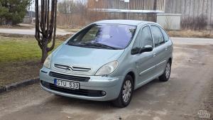 Pelēks Citroen xsara-picasso 2005 Mažeikiai, ar dzinēja tilpumu 1.60 L un nobraukumu 290 tūkst. km par 330 €, foto  vietnē AUTOMOTO.COM.LV