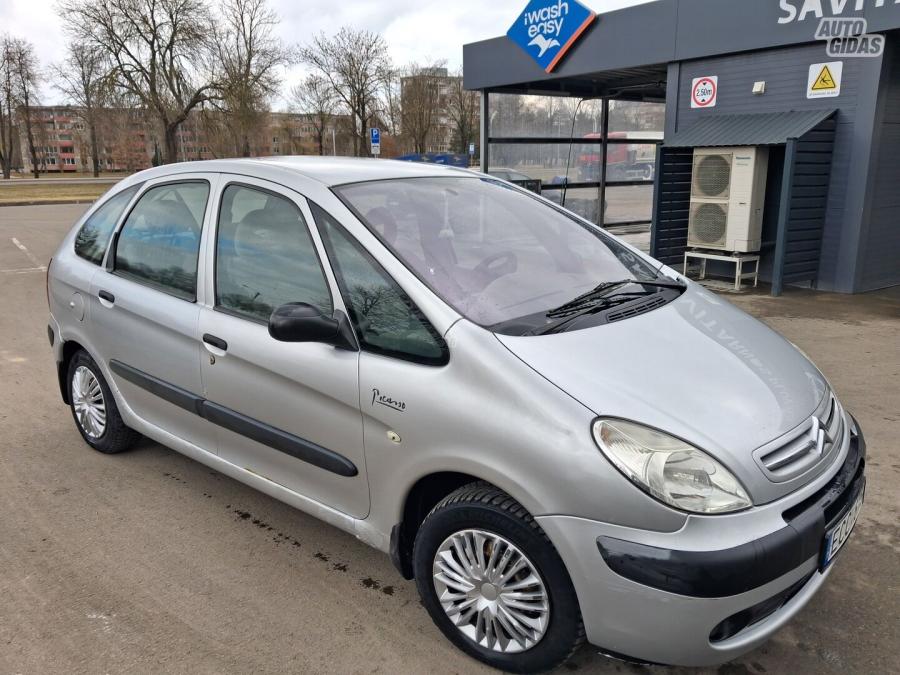 Grey Citroen xsara-picasso 2005 in Vilnius, with an engine capacity of 1.80 L and mileage of 257 thousand km for 410 €, photo 7 on AUTOMOTO.COM.LV