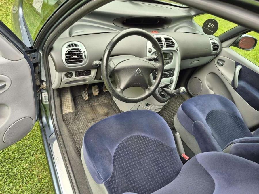 Pelēks Citroen xsara-picasso 2005 Šauļi, ar dzinēja tilpumu 1.75 L un nobraukumu 90 tūkst. km par 1650 €, foto 7 vietnē AUTOMOTO.COM.LV