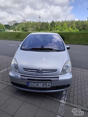 Grey Citroen xsara-picasso 2005 in Vilnius, with an engine capacity of 2.00 L and mileage of 407 thousand km for 750 €, photo  on AUTOMOTO.COM.LV
