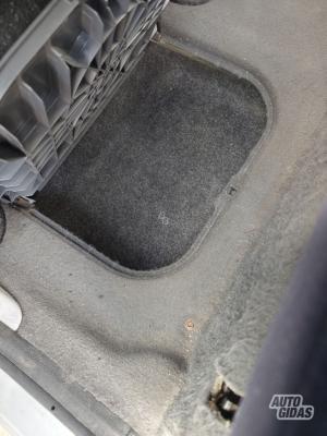 Pelēks Citroen xsara-picasso 2005 Viļņa, ar dzinēja tilpumu 2.00 L un nobraukumu 407 tūkst. km par 750 €, foto 14 vietnē AUTOMOTO.COM.LV
