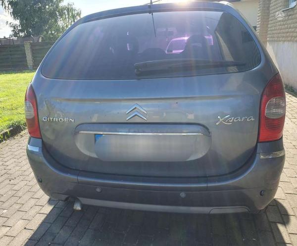 Pelēks Citroen xsara-picasso 2006 Kauņa, ar dzinēja tilpumu 1.56 L un nobraukumu 302 tūkst. km par 650 €, foto 5 vietnē AUTOMOTO.COM.LV