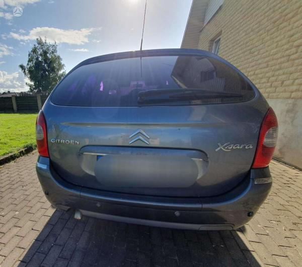Pelēks Citroen xsara-picasso 2006 Kauņa, ar dzinēja tilpumu 1.56 L un nobraukumu 302 tūkst. km par 650 €, foto 6 vietnē AUTOMOTO.COM.LV