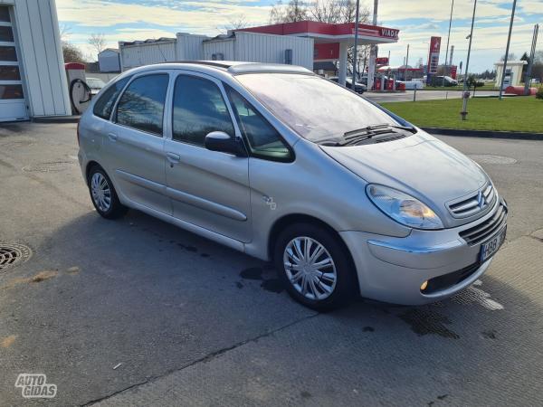 Pelēks Citroen xsara-picasso 2007 Panevēža, ar dzinēja tilpumu 1.60 L un nobraukumu 231 tūkst. km par 850 €, foto 3 vietnē AUTOMOTO.COM.LV