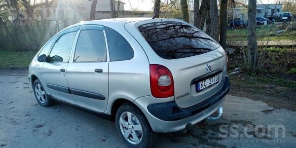 Grey Citroen xsara-picasso 2003 in Bauska, with an engine capacity of 2.00 L and mileage of 390 thousand km for 1000 €, photo 3 on AUTOMOTO.COM.LV