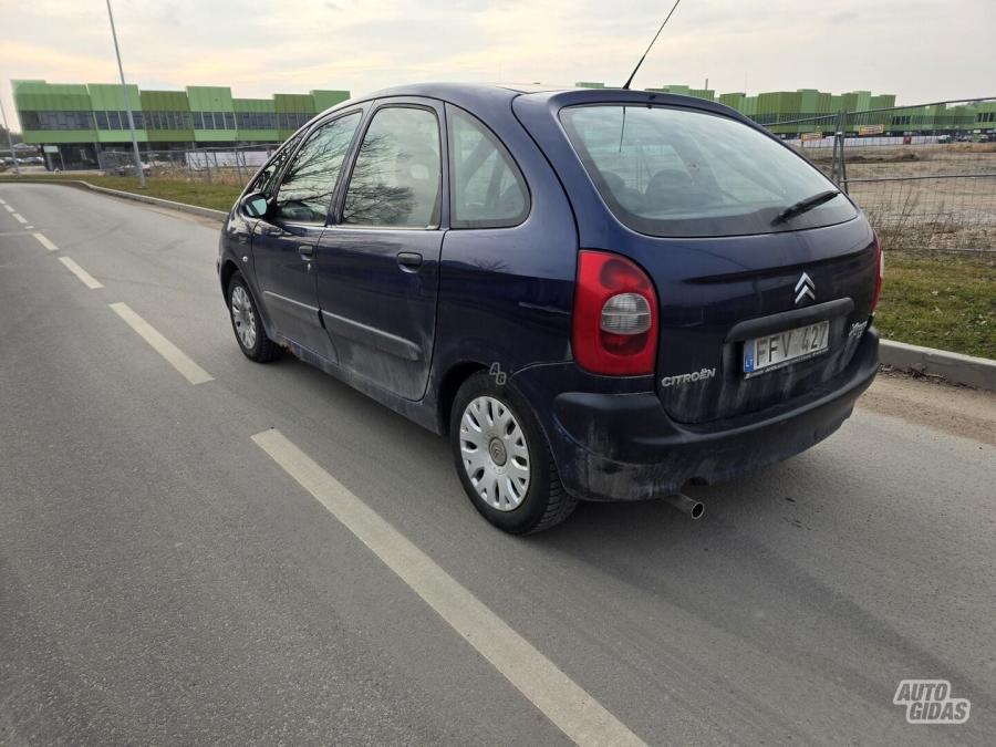 Citroen xsara-picasso 2001 in Kaunas, with an engine capacity of 1.60 L and mileage of 350 thousand km for 400 €, photo 4 on AUTOMOTO.COM.LV