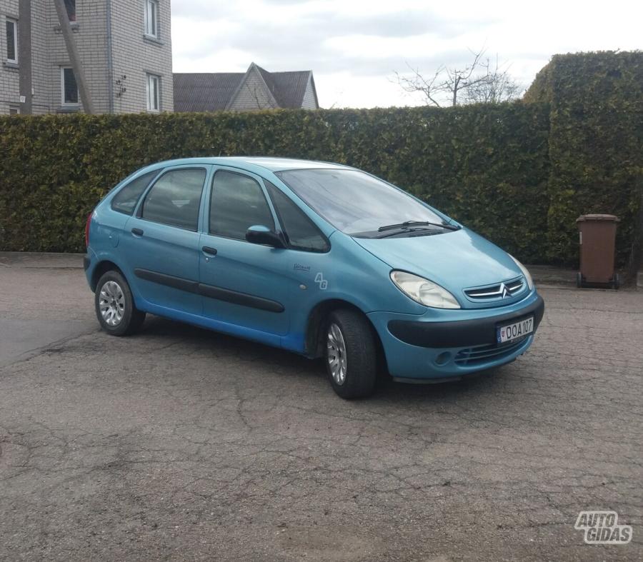 Citroen xsara-picasso 2000 in Telschi, with an engine capacity of 1.80 L and mileage of 289 thousand km for 350 €, photo 1 on AUTOMOTO.COM.LV
