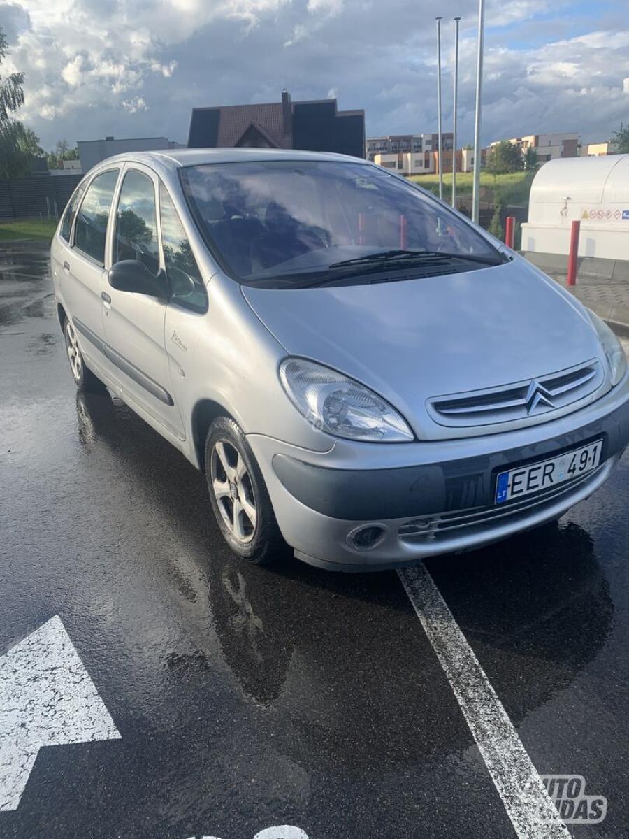 Citroen xsara-picasso 2001 Viļņa, ar dzinēja tilpumu 1.70 L un nobraukumu 325 tūkst. km par 750 €, foto 3 vietnē AUTOMOTO.COM.LV