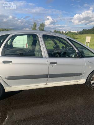 Citroen xsara-picasso 2001 Viļņa, ar dzinēja tilpumu 1.70 L un nobraukumu 325 tūkst. km par 750 €, foto 6 vietnē AUTOMOTO.COM.LV