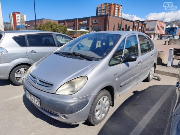 Citroen xsara-picasso 2001 in Klaipeda, with an engine capacity of 2.00 L and mileage of 230 thousand km for 550 €, photo 2 on AUTOMOTO.COM.LV