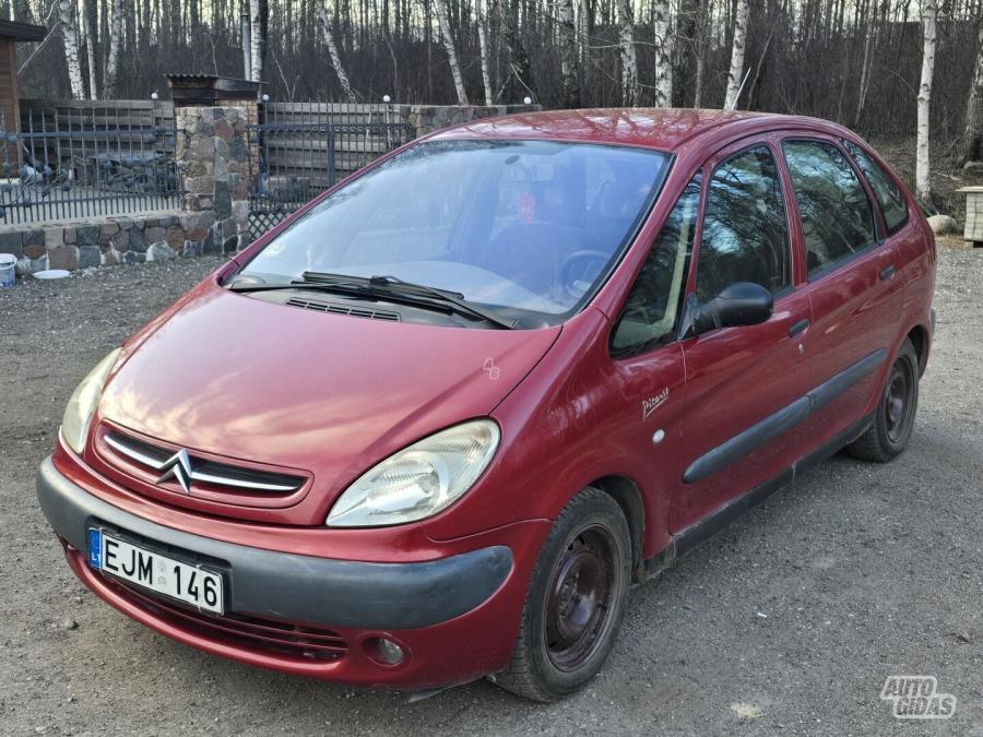 Citroen xsara-picasso 2002 Šauļi, ar dzinēja tilpumu 2.00 L un nobraukumu 257 tūkst. km par 300 €, foto 1 vietnē AUTOMOTO.COM.LV