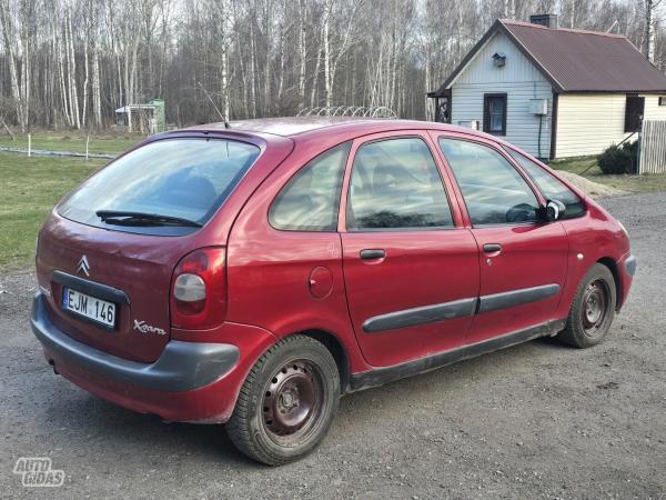 Citroen xsara-picasso 2002 Šauļi, ar dzinēja tilpumu 2.00 L un nobraukumu 257 tūkst. km par 300 €, foto 4 vietnē AUTOMOTO.COM.LV