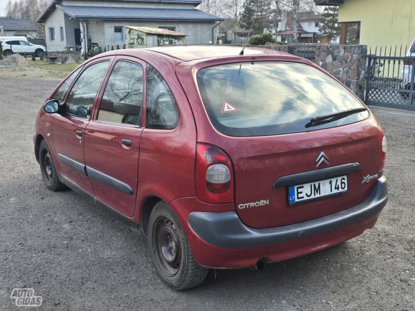 Citroen xsara-picasso 2002 Šauļi, ar dzinēja tilpumu 2.00 L un nobraukumu 257 tūkst. km par 300 €, foto 6 vietnē AUTOMOTO.COM.LV