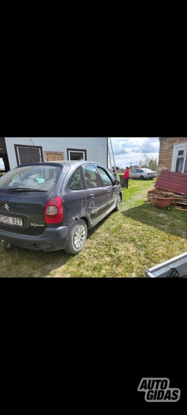 Ситроен Ксара Пикассо 2002 в Кельме, объемом двигателя 2.00 л и пробегом 350 тыс. км за 350 €, фото 6 на AUTOMOTO.COM.LV