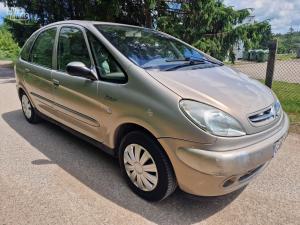 Citroen xsara-picasso 2003 Ukmergė, ar dzinēja tilpumu 2.00 L un nobraukumu 300 tūkst. km par 430 €, foto 3 vietnē AUTOMOTO.COM.LV