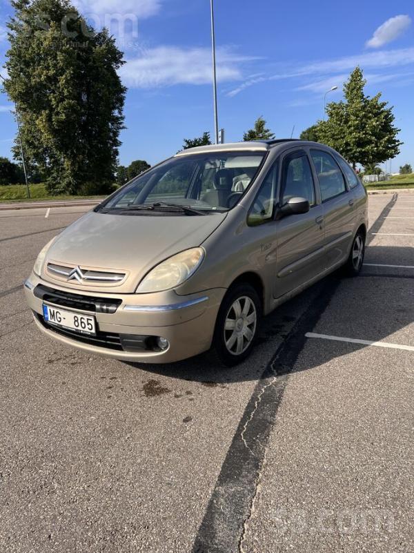 Citroen xsara-picasso 2005 Daugavpils, ar dzinēja tilpumu 1.60 L un nobraukumu 291 tūkst. km par 700 €, foto 1 vietnē AUTOMOTO.COM.LV