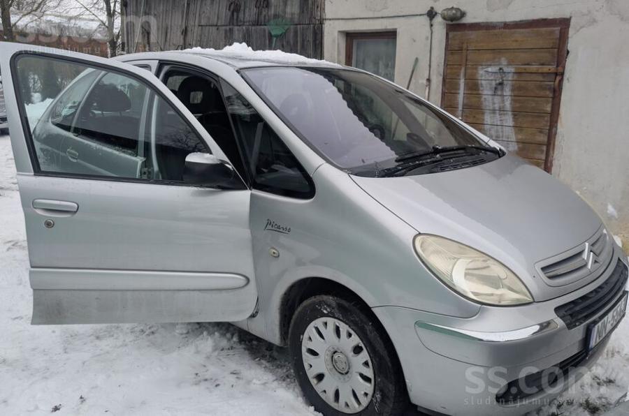 Citroen xsara-picasso 2008 in Bauska, with an engine capacity of 1.60 L and mileage of 208 thousand km for 2200 €, photo 1 on AUTOMOTO.COM.LV