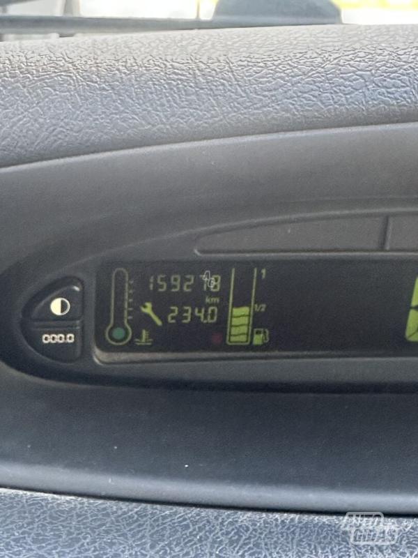 Citroen xsara-picasso 2005 Viļņa vietnē Sarkans Citroen xsara-picasso 2005 Viļņa, ar dzinēja tilpumu 1.60 L un nobraukumu 159 tūkst. km par 550 €, foto 4 vietnē AUTOMOTO.COM.LV