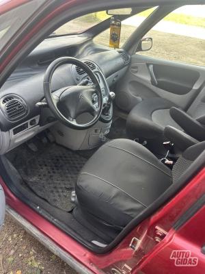 Sarkans Citroen xsara-picasso 2005 Viļņa, ar dzinēja tilpumu 1.60 L un nobraukumu 159 tūkst. km par 550 €, foto 5 vietnē AUTOMOTO.COM.LV
