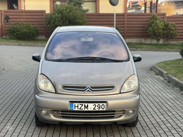 Dzeltens Citroen xsara-picasso 2002 Klaipėda, ar dzinēja tilpumu 1.75 L un nobraukumu 242 tūkst. km par 500 €, foto 3 vietnē AUTOMOTO.COM.LV