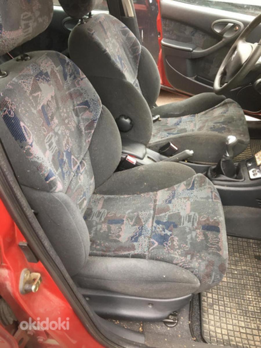 Sarkans Citroen Xsara 2004 Tallina, ar dzinēja tilpumu 1.90 L un nobraukumu 85 tūkst. km par 1300 €, foto 11 vietnē AUTOMOTO.COM.LV
