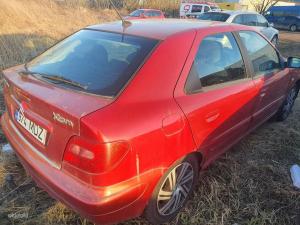 Sarkans Citroen Xsara 2004 Tallina, ar dzinēja tilpumu 1.90 L un nobraukumu 85 tūkst. km par 1300 €, foto 16 vietnē AUTOMOTO.COM.LV