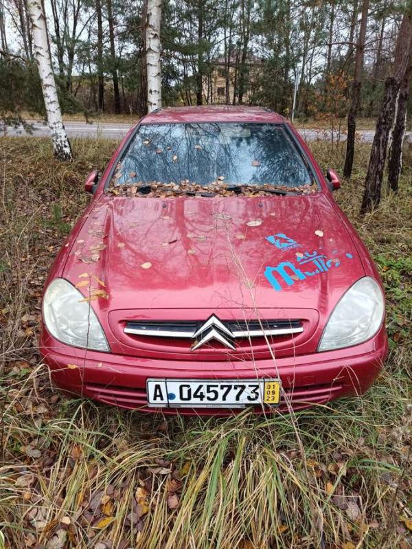 Sarkans Citroen Xsara 2002 Viļņa, ar dzinēja tilpumu 2.00 L un nobraukumu 140 tūkst. km par 800 €, foto 6 vietnē AUTOMOTO.COM.LV