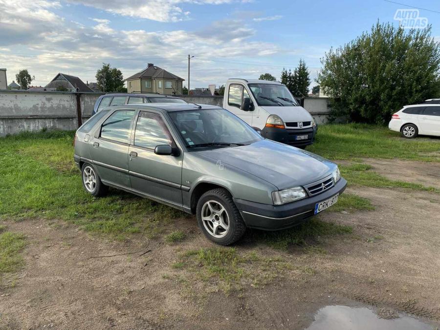 Pelēks Citroen ZX 1994 Tauragė, ar dzinēja tilpumu 1.60 L un nobraukumu 188 tūkst. km par 850 €, foto 3 vietnē AUTOMOTO.COM.LV