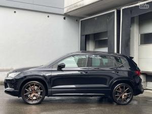 Черный Cupra ateca 2019 в Каунас, объемом двигателя 2.00 л и пробегом 100 тыс. км за 27447 €, фото 3 на AUTOMOTO.COM.LV