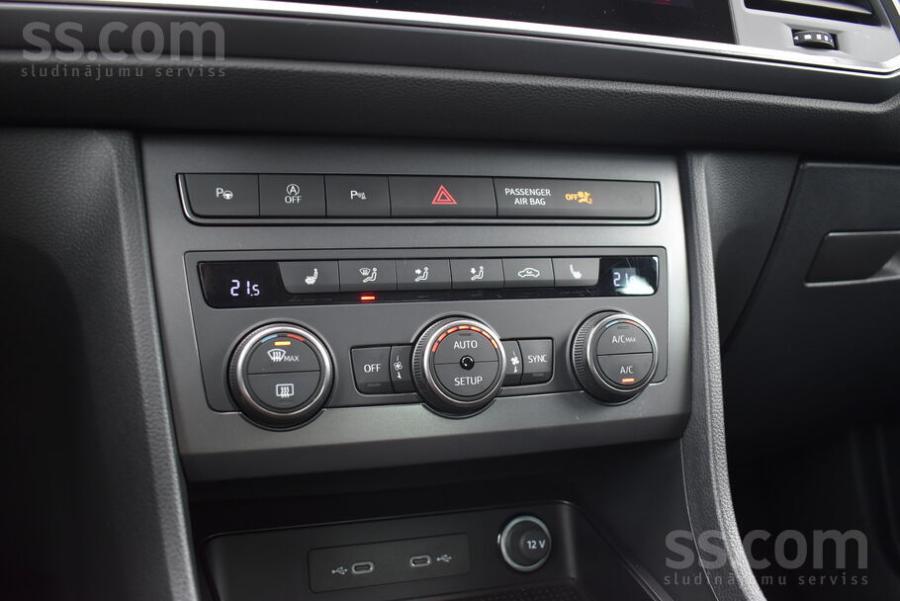 Melns Cupra ateca 2024 Kuldīga, ar dzinēja tilpumu 1.50 L un nobraukumu 0 tūkst. km par 24900 €, foto 12 vietnē AUTOMOTO.COM.LV