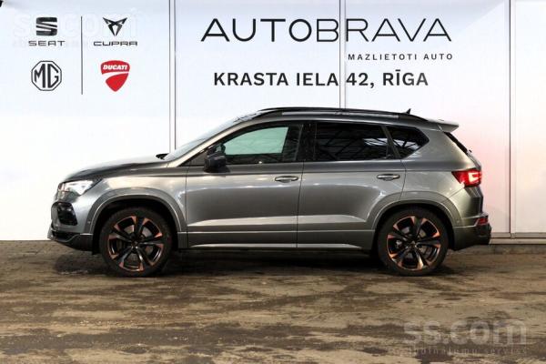 Серый Cupra ateca 2022 в Рига, объемом двигателя 2.00 л и пробегом 51 тыс. км за 27990 €, фото 4 на AUTOMOTO.COM.LV