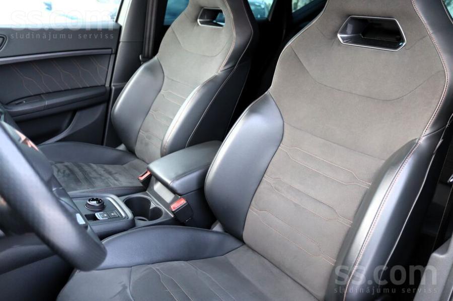 Pelēks Cupra ateca 2022 Rīga, ar dzinēja tilpumu 2.00 L un nobraukumu 51 tūkst. km par 27990 €, foto 27 vietnē AUTOMOTO.COM.LV