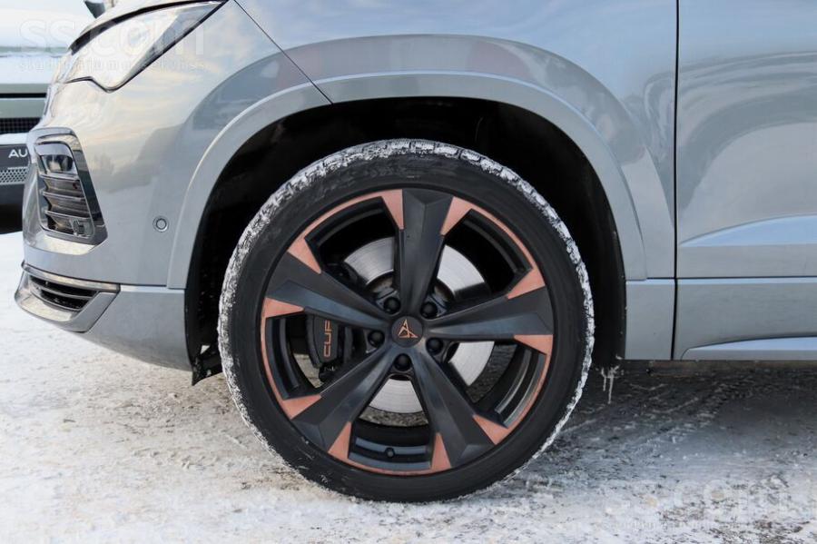 Pelēks Cupra ateca 2022 Rīga, ar dzinēja tilpumu 2.00 L un nobraukumu 51 tūkst. km par 27990 €, foto 35 vietnē AUTOMOTO.COM.LV