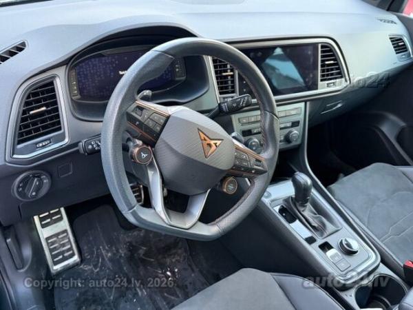 Pelēks Cupra ateca 2023 Pērnava, ar dzinēja tilpumu 2.00 L un nobraukumu 32 tūkst. km par 32500 €, foto 3 vietnē AUTOMOTO.COM.LV