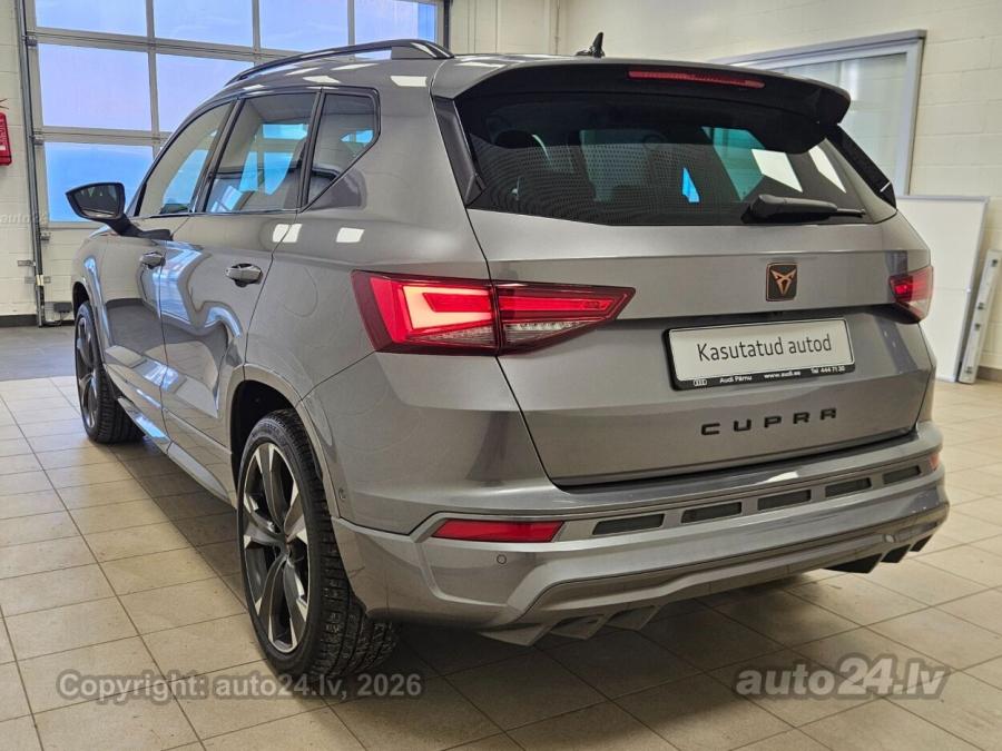 Pelēks Cupra ateca 2024 Pērnava, ar dzinēja tilpumu 2.00 L un nobraukumu 25 tūkst. km par 34900 €, foto 4 vietnē AUTOMOTO.COM.LV