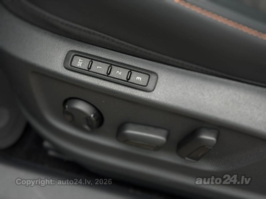 Cupra ateca 2023 Pērnava, ar dzinēja tilpumu 2.00 L un nobraukumu 32 tūkst. km par 32900 €, foto 23 vietnē AUTOMOTO.COM.LV
