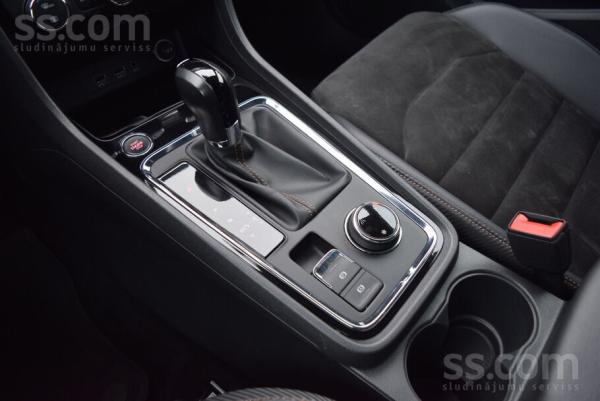 Белый Cupra ateca 2019 в Рига, объемом двигателя 2.00 л и пробегом 134 тыс. км за 21900 €, фото 5 на AUTOMOTO.COM.LV