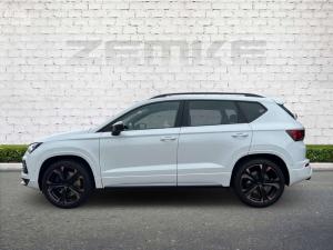White Cupra ateca 2022 in Kaunas, with an engine capacity of 2.00 L and mileage of 95 thousand km for 29275 €, photo 3 on AUTOMOTO.COM.LV