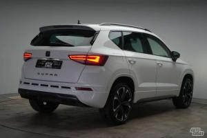 White Cupra ateca 2023 in Kaunas, with an engine capacity of 1.50 L and mileage of 58 thousand km for 31114 €, photo 4 on AUTOMOTO.COM.LV