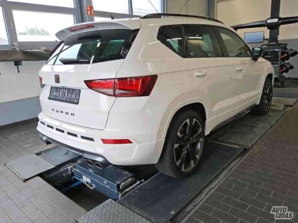 Balts Cupra ateca 2023 Kauņa, ar dzinēja tilpumu 2.00 L un nobraukumu 30 tūkst. km par 33197 €, foto 2 vietnē AUTOMOTO.COM.LV