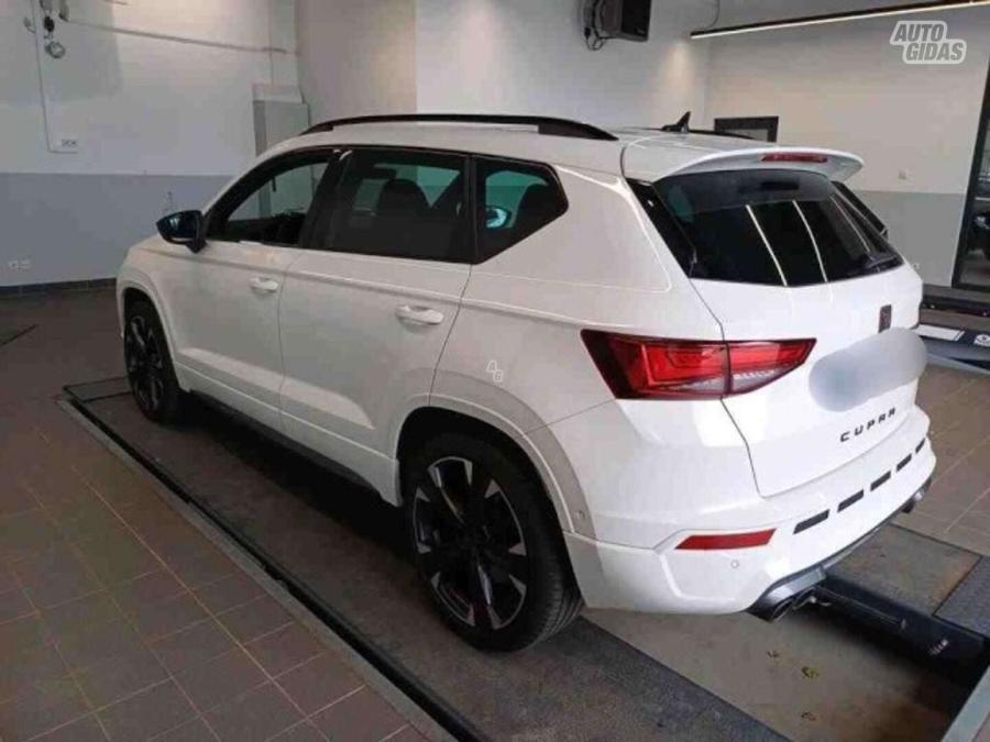 Balts Cupra ateca 2023 Kauņa, ar dzinēja tilpumu 2.00 L un nobraukumu 35 tūkst. km par 33197 €, foto 5 vietnē AUTOMOTO.COM.LV