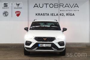 Белый Cupra ateca 2025 в Рига, объемом двигателя 2.00 л и пробегом 18 тыс. км за 36490 €, фото 3 на AUTOMOTO.COM.LV