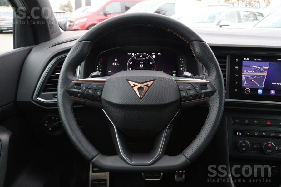 Белый Cupra ateca 2025 в Рига, объемом двигателя 2.00 л и пробегом 18 тыс. км за 36490 €, фото 11 на AUTOMOTO.COM.LV